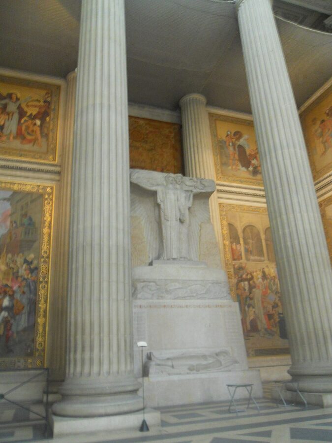 The vast nave of the Panthéon Paris with its painted ceilings and Foucault pendulum