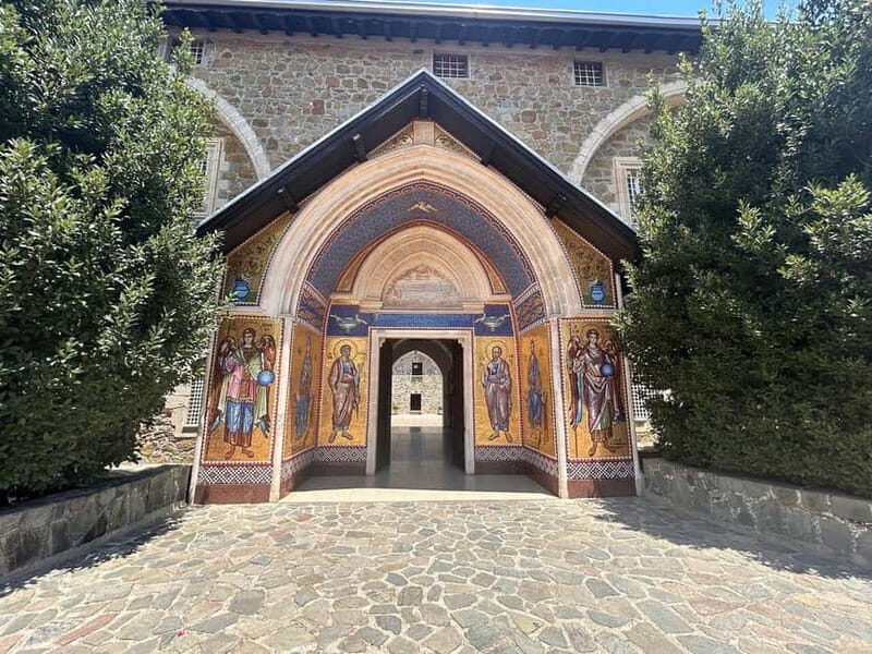 PAPHOS: Troodos Mountains "Monasteries & Villages" by coach - Practical Aspects and What to Expect