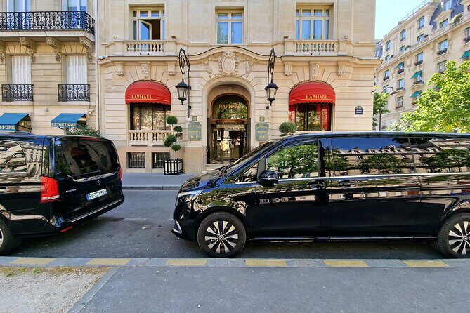 Paris Airport Transfer: Paris Airport CDG to Paris by Luxury Van - What Makes This Service Stand Out?