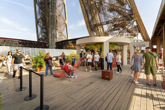 Paris: Eiffel Tower Guided Tour by Elevator - Post-Tour Flexibility: Explore at Your Own Pace