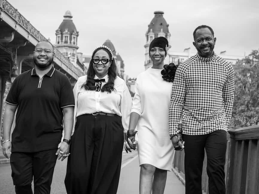 Paris: Eiffel Tower Private Photoshoot Experience - The Photography Experience: What Youll Get