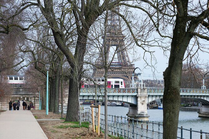 Paris Eiffel Tower Private Tour with Second Floor Access - The Value of This Tour