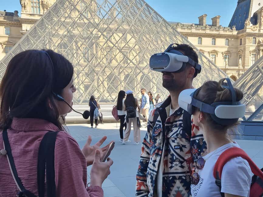 Paris: Immersive Louvre Tour with Virtual Reality - Key Points