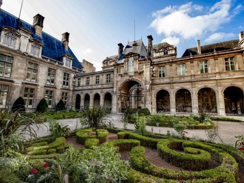 Paris: Marais District & Jewish Quarter Guided Tour 12 guest - Who Will Love This Tour?