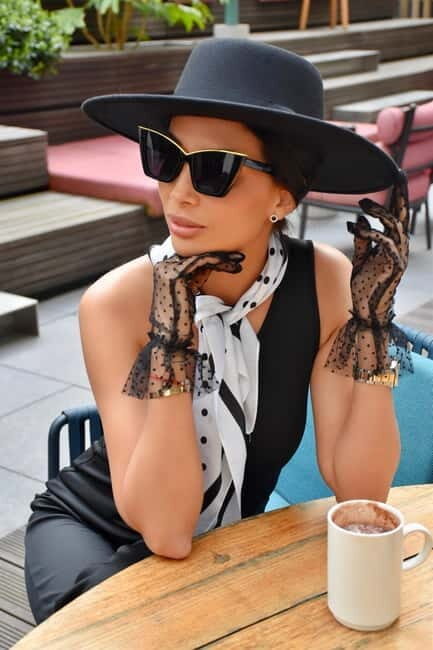 Paris: Old Money Photo Shoot with Outfits and Accessories - The Itinerary Breakdown