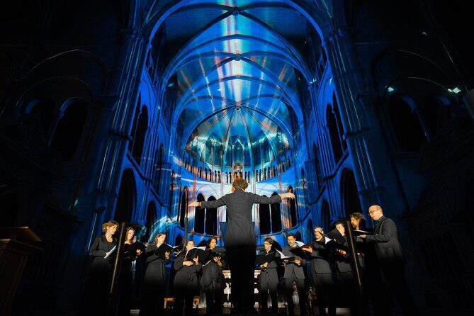 Paris Saint-Eustache Church: New Immersive show - LUMINISCENCE - The Musical Element: Voices and Instruments
