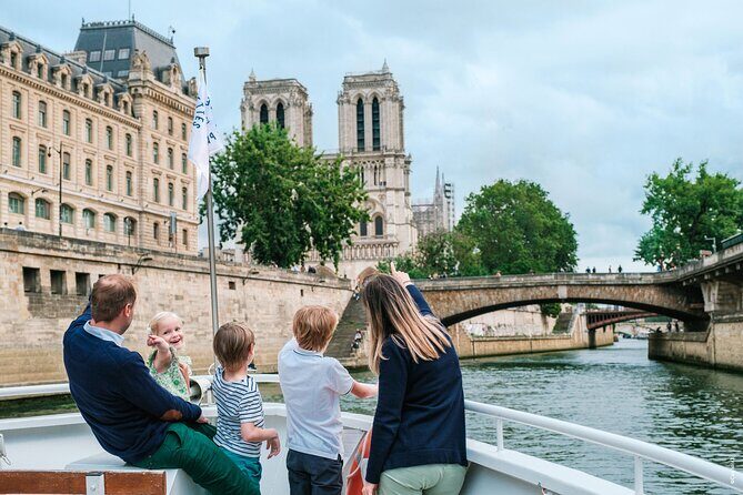 Paris Sightseeing Tour with Seine River Cruise from Disneyland® - Value for Money