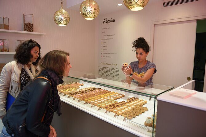 Paris South Montmartre Gourmet French Flavors Tasting Food Tour - What Makes This Tour Stand Out