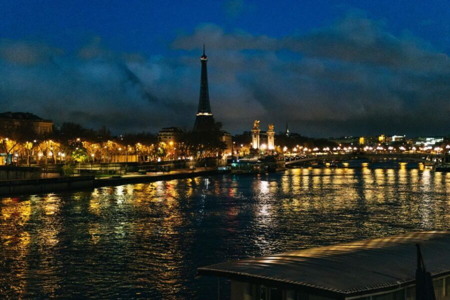 Paris: Sunrise Running and Sightseeing Group Tour - Is it Worth the Price?