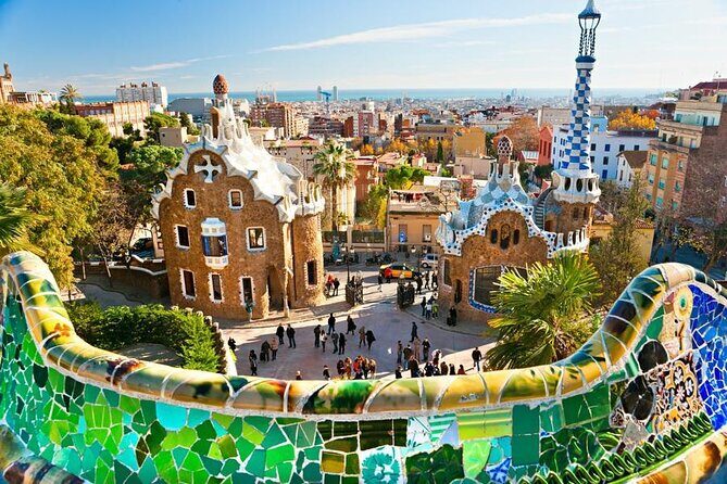 Park Guell and Sagrada Familia, Gaudí's Masterpieces Private Tour - What to Expect from the Experience