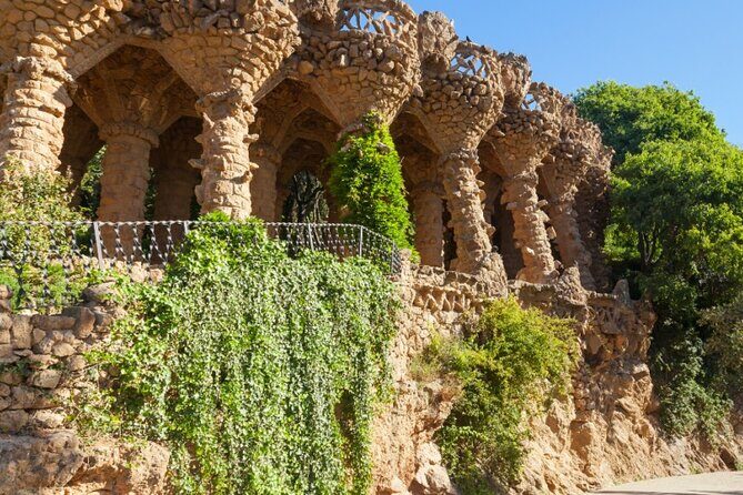 Park Guell Gaudi's Wonder Guided Tour Max 6 People Group - Who Should Book This Tour?