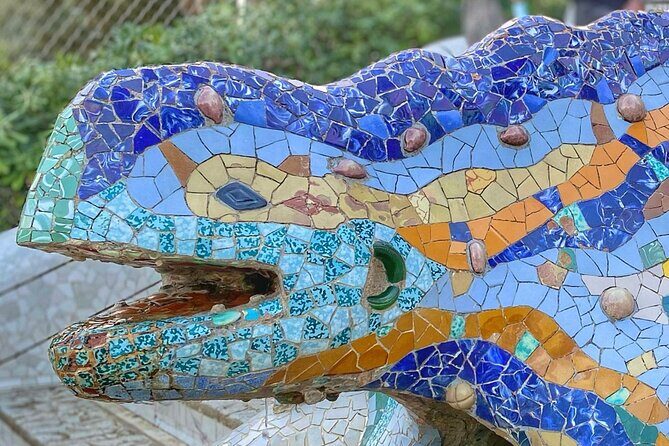 Park Guell Guided Tour in Barcelona with Entry - The Duration and Group Size