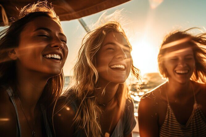 Party on board 2-hour cruise with DJ and open bar - What to Expect During the Cruise