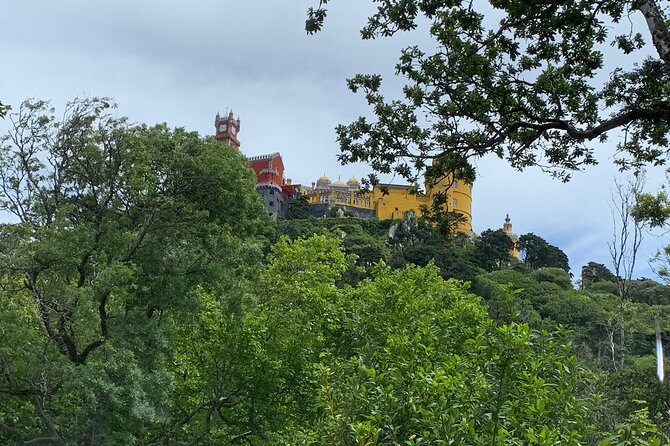 Pena Palace and Villa de Sintra Private Half Day Tour - Detailed Itinerary Breakdown