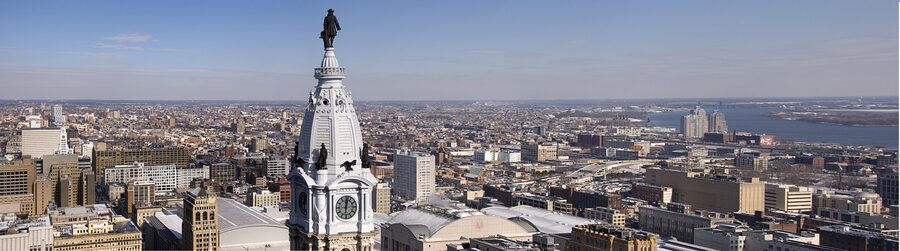 Philadelphia City Hall from street level