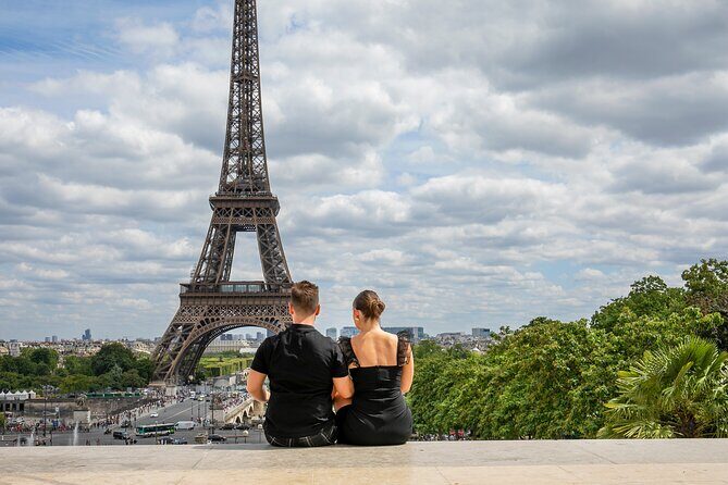Photo Session Around Eiffel Tower - The Value of Your Photos and Experience