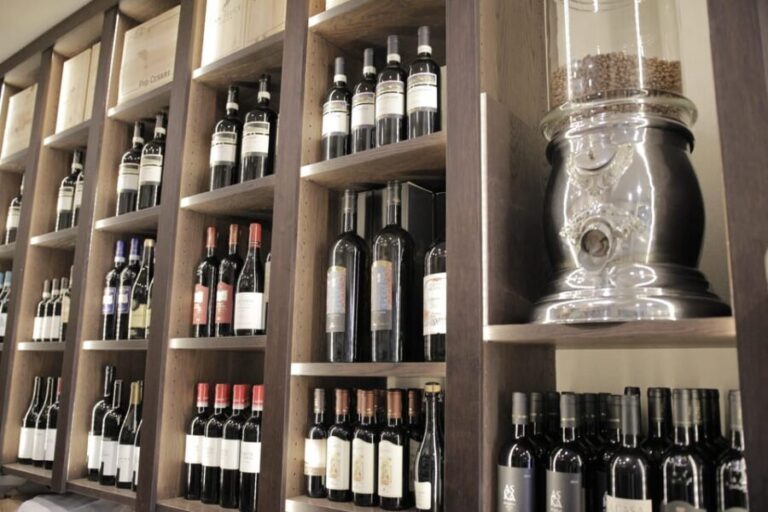 Piedmontese dinner in Milan all included - FAQs