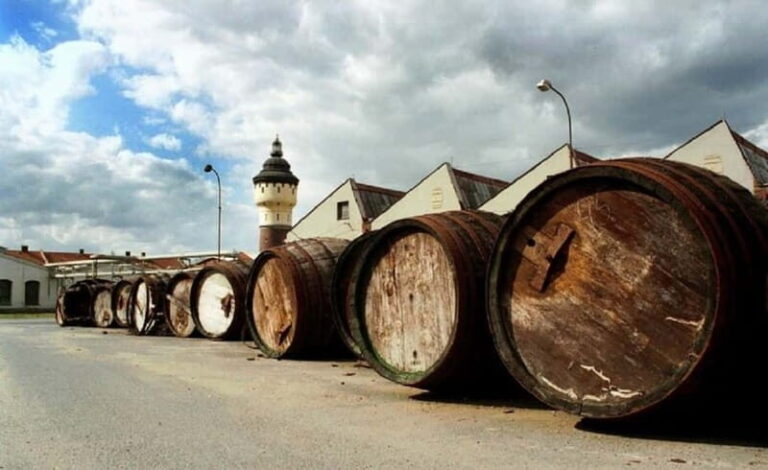 Pilsner Brewery & Nizbor Glass Factory Combination Tour - FAQ