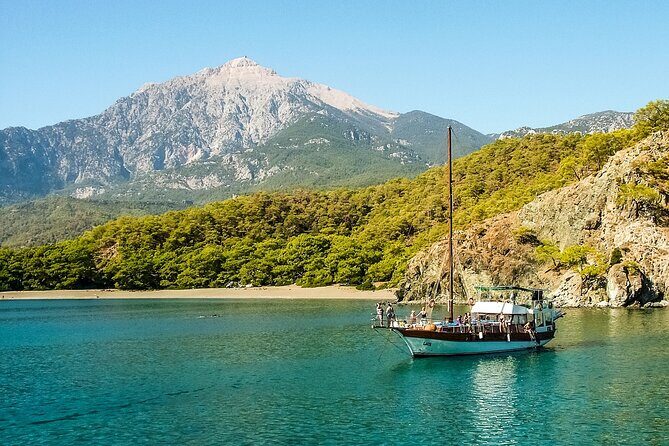Pirate Boat Tour on the Beautiful Bays of Kemer - Who Should Consider This Tour?