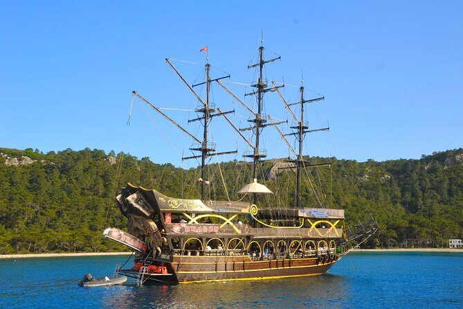 Pirates Boat Trip with optional Pick Up - Drop Off from Antalya - The Meal and Drinks