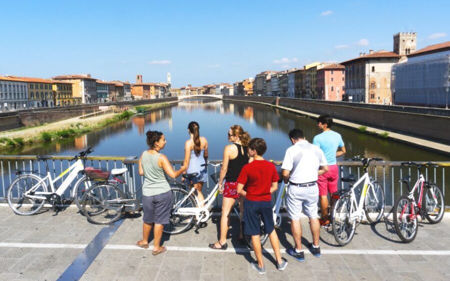 Pisa: Self-Guided Bike Tour to Lucca - Exploring Lucca: The Medieval Marvel