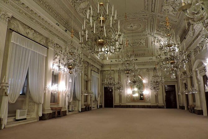 Pitti Palace - Private Tour At Galleria Palatina Incl. Tkts To Boboli Gardens - Practical Tips for Your Visit