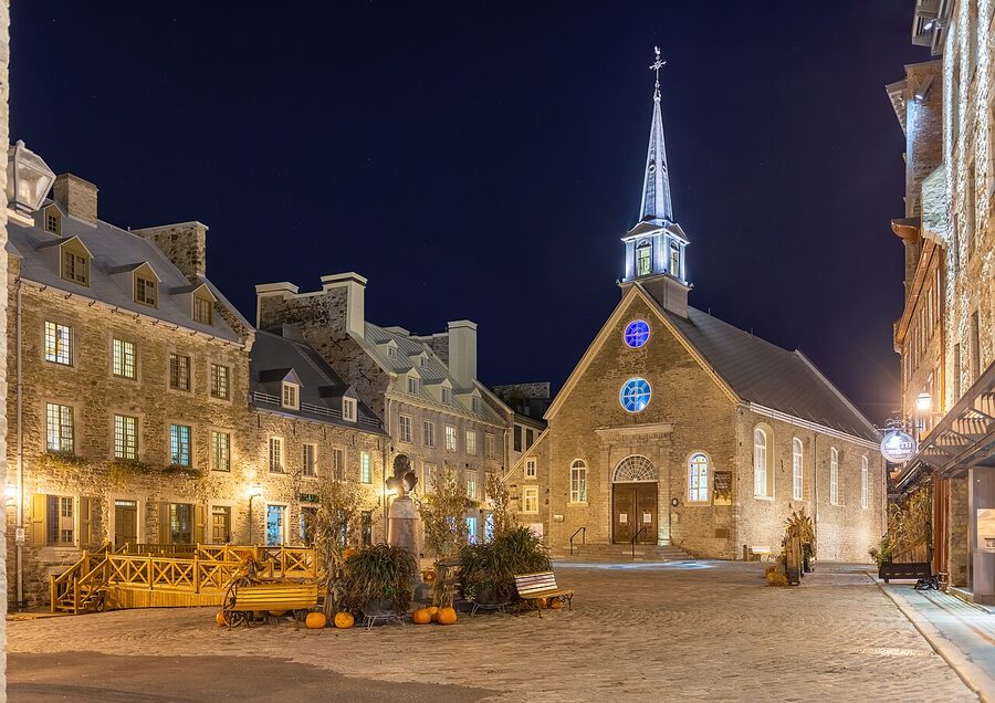 Place Royale in Vieux-Quebec lit up at night