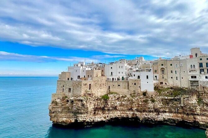 Polignano a Mare luxury boat tour, aperitif, diving and snorkeling - The Itinerary in Detail