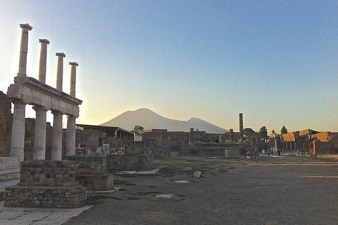 Pompei Guided Tour at Sunset - The Value of a Guided Tour
