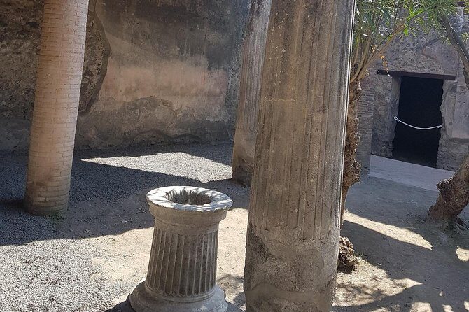 Pompeii and Naples From Rome: Private Full-Day Tour with Lunch - The Itinerary in Detail