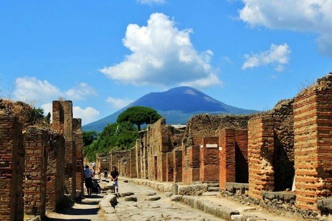 Pompeii and Vesuvius Day Trip from Naples with Skip The Line - Final Thoughts: Is This Tour Right for You?