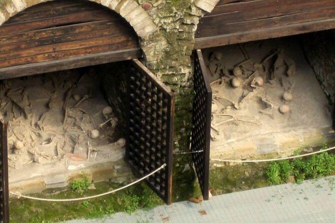 Pompeii Herculaneum small group tour from AmalfiCoast - FAQs