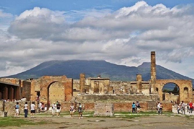 Pompeii Skip-the-Line Entry & Guided Tour with a certified guide - Who Should Consider This Tour?