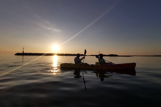Pore sunset sea kayaking tour - Authentic Experiences and Real Reviewer Insights