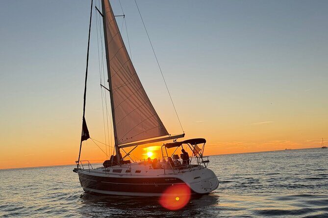 Port shared Thullium Sailboat, enjoy a magical sunset&open sail! - What to Expect on the Day