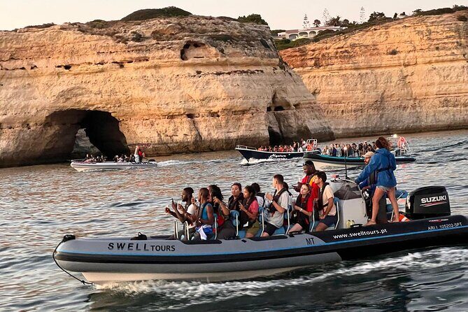 Portimão : Private Boat Tour through the Caves DE Benagil - Authentic Experiences & Insights from Reviews