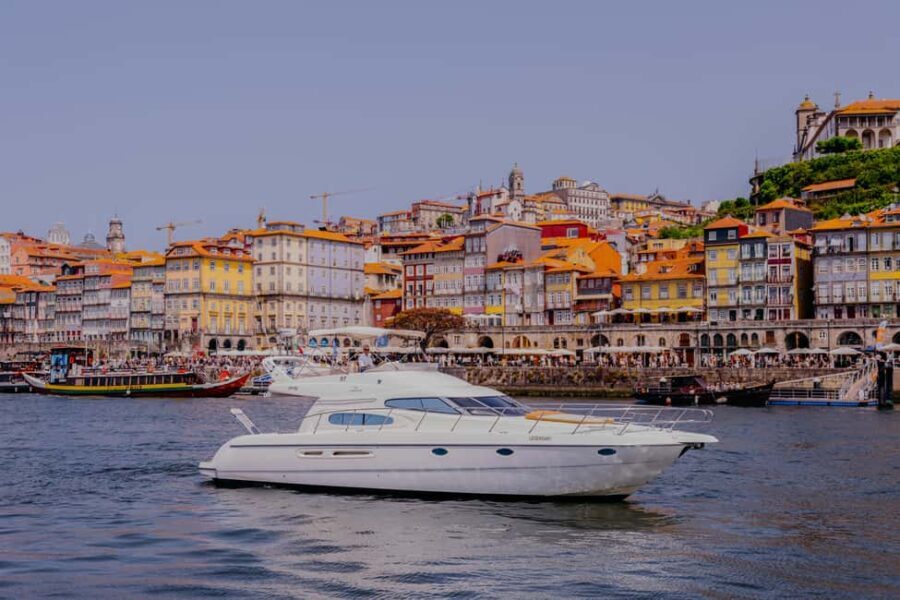 Porto: 6 Bridges Private Cruise with Local Wine and Snacks - Why This Tour Works Well
