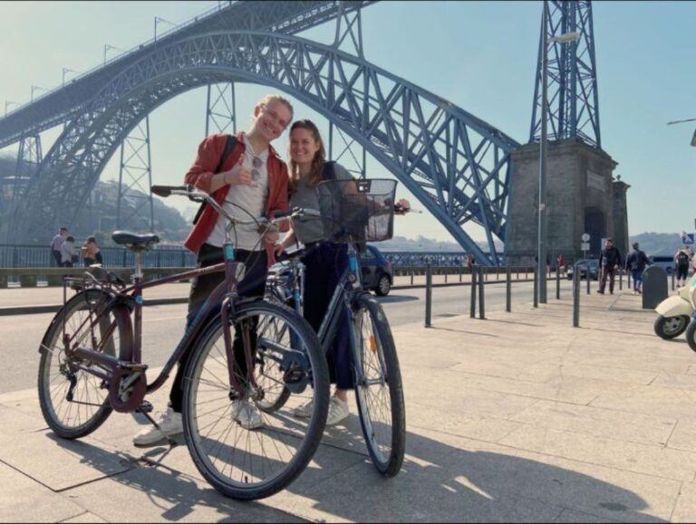 Porto: Bicycle Rental - What You Get for $8
