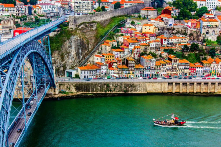 Porto City Full Day Minibus Tour, Wine Tasting & Six Brigdes - What’s Included and What’s Not