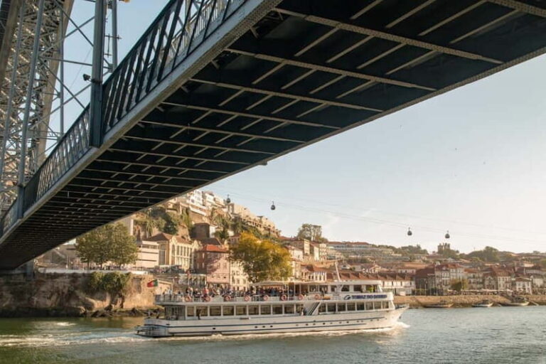 Porto: Cruise with Dinner & Live Music - Why This Experience Is Worth It