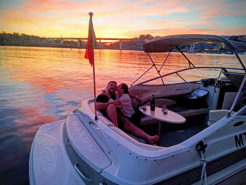 Porto: Douro River Cruise & Boat Tour with Port Wine Tasting - The Itinerary in Detail