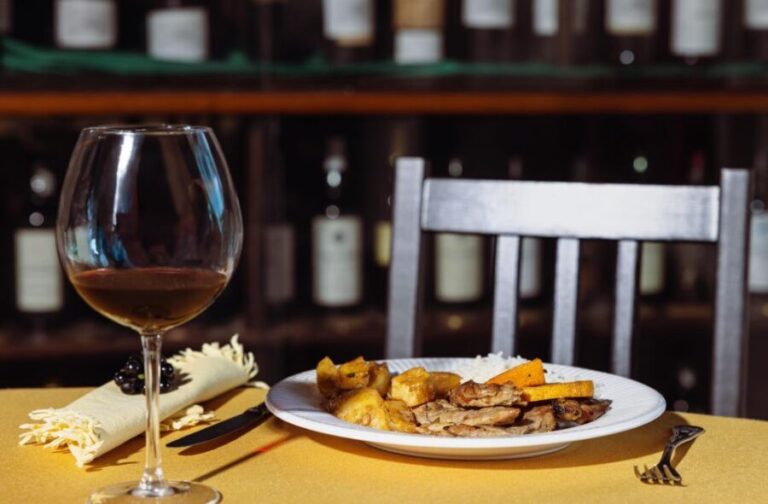 Porto: Private Douro Valley 4x4 Tour with Lunch - Practical Tips