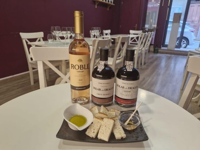 Porto Private Half Day Walking Tour: Cruise & Wine Tasting - Exploring the Tour in Detail