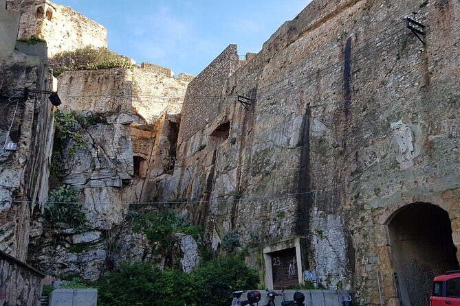 Portoferraio Walking Tour with Guide 2 Hours - Review Highlights from Participants