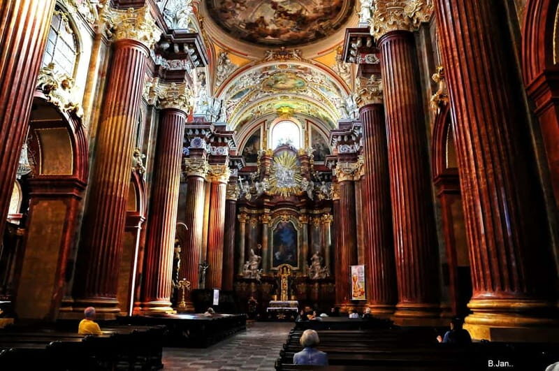 Poznan Old Town and Top Attractions Private Walking Tour - The Sum Up