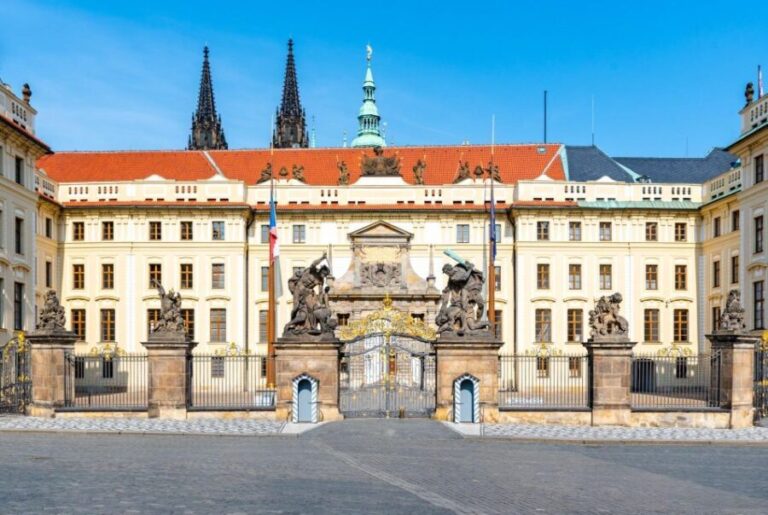 Prague Hradcany Castle, St Vitus Cathedral Tour with Tickets - Who Will Love This Tour?