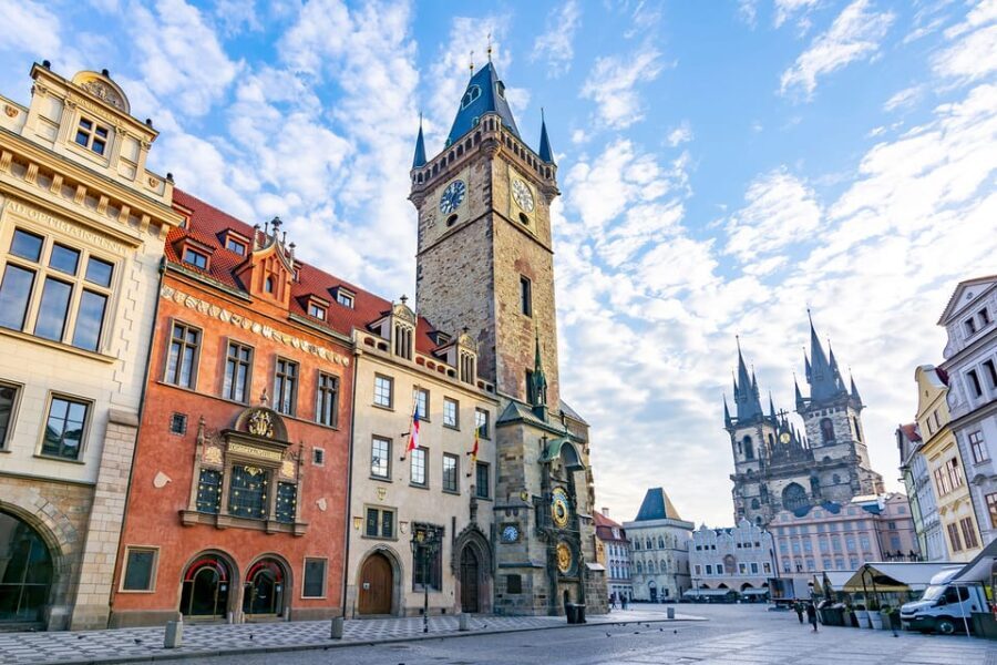 Prague: Old Town Guided Walking Tour and City Boat Ride - Who Will Love This Tour?
