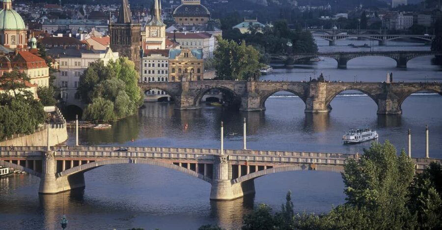 Prague: River Cruise with Transfer to Pier - The Itinerary Breakdown