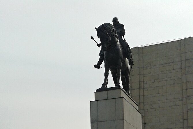 Prague Running Tour: City Highlights And Hidden Places - Who Would Love This Experience?