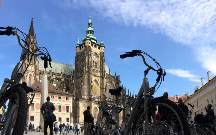 Prague: Stunning Viewpoints, Castle, City & Park E-Bike Tour - The Itinerary in Detail